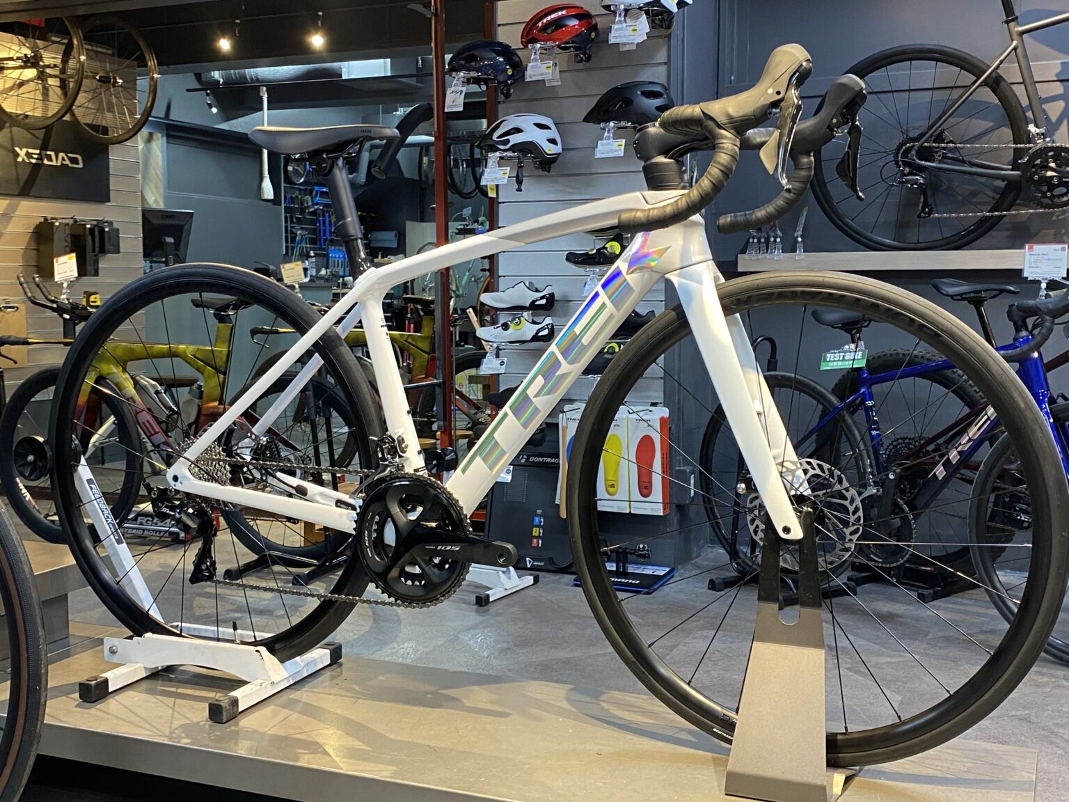 展示 在庫車情報 限定車入荷のお知らせ！TREK Emonda【トレックエモンダ】SL4 50サイズ | TREK正規販売店 - bikeport二子玉川店