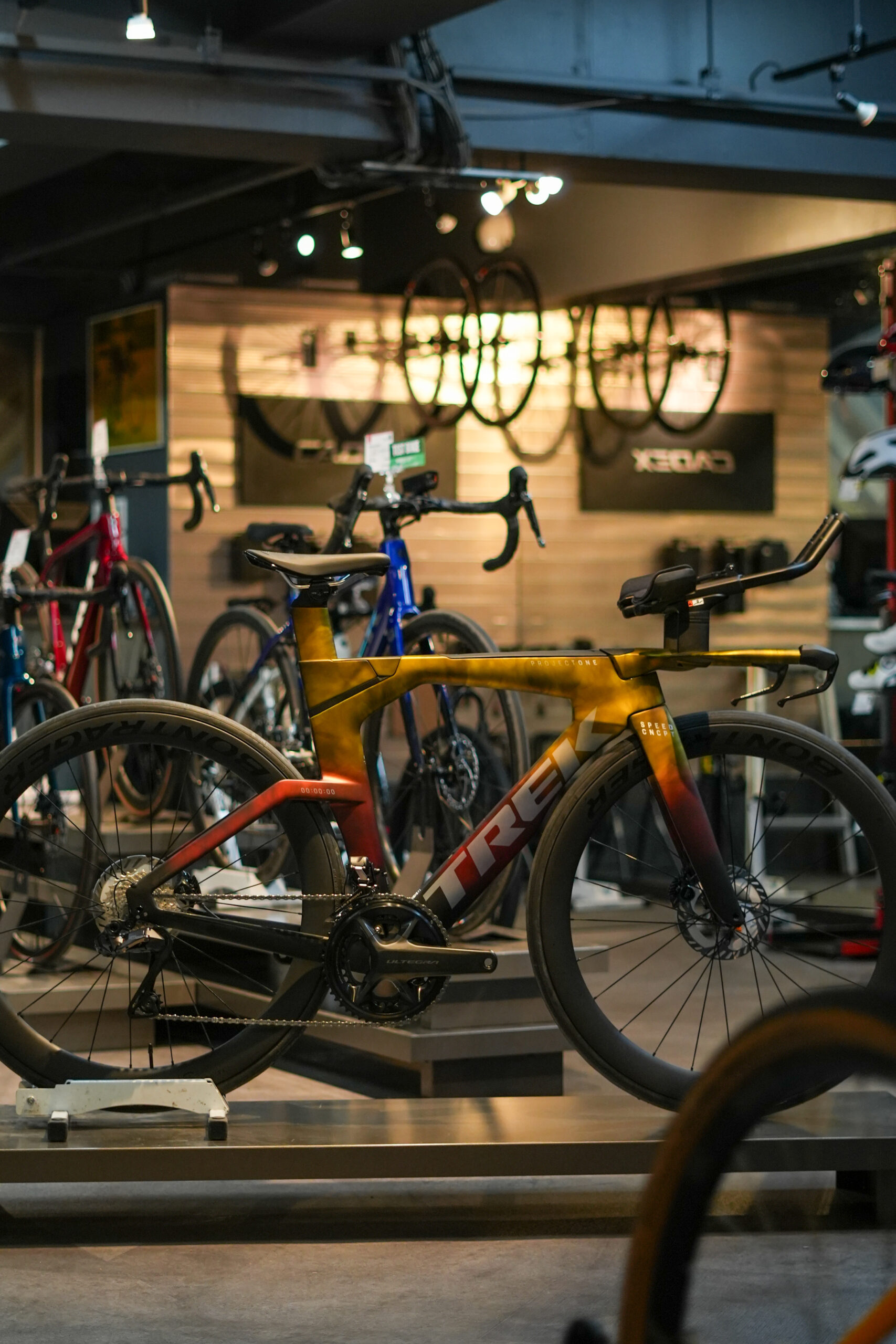 TREK Speed Concept SLR 7 ICON / Real Smoke – Campfire | TREK正規販売店 - bikeport二子玉川店