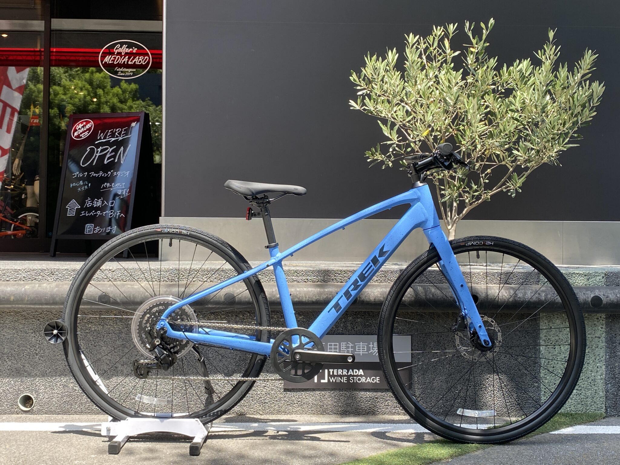 【クロスバイク】絶対に見るべき！！TREK FX2の新色カッコ良すぎ！！（世田谷の自転車屋bike port二子玉川） | TREK正規販売店 - bikeport二子玉川店